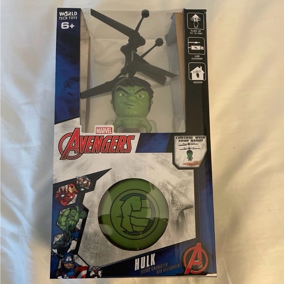 Marvel | Toys | Marvel Avengers Hulk Green Flying Helicopter | Poshmark
